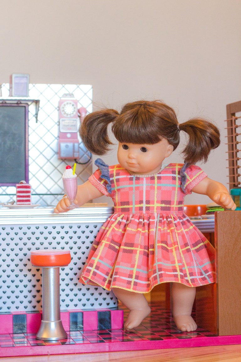 A Baby and A Dolly – I am Mami de Sofiona